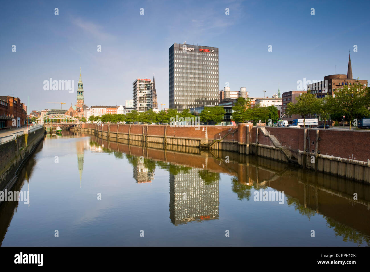 Office Buildings By Zollkanal High Resolution Stock Photography and ...