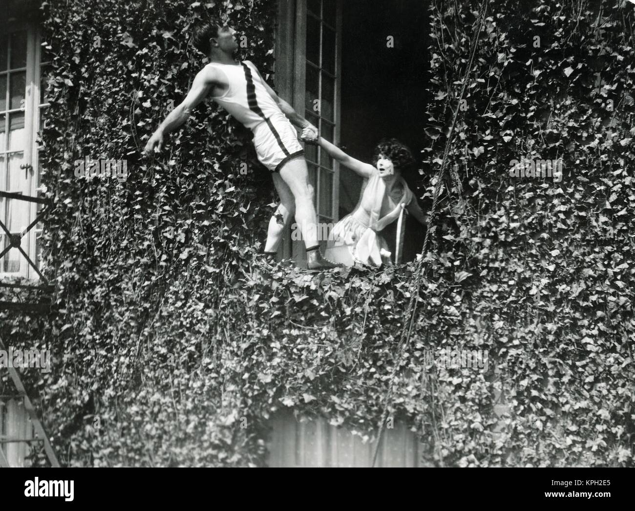 College Year : 1927 - USA Director : James W. Horne Buster Keaton, Anne ...