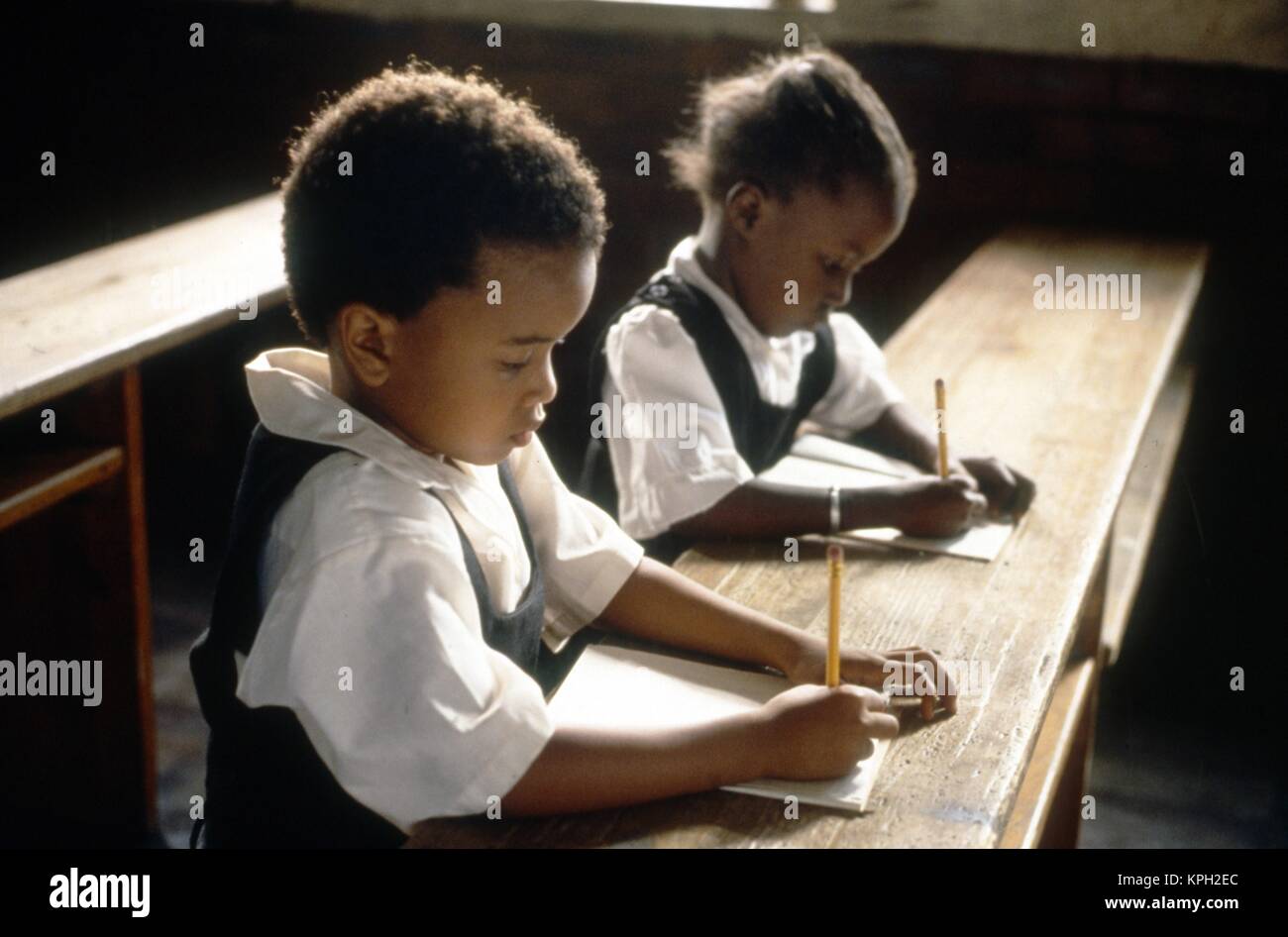 Waati Year : 1995 France / Mali / Burkina Faso Director : Souleymane ...