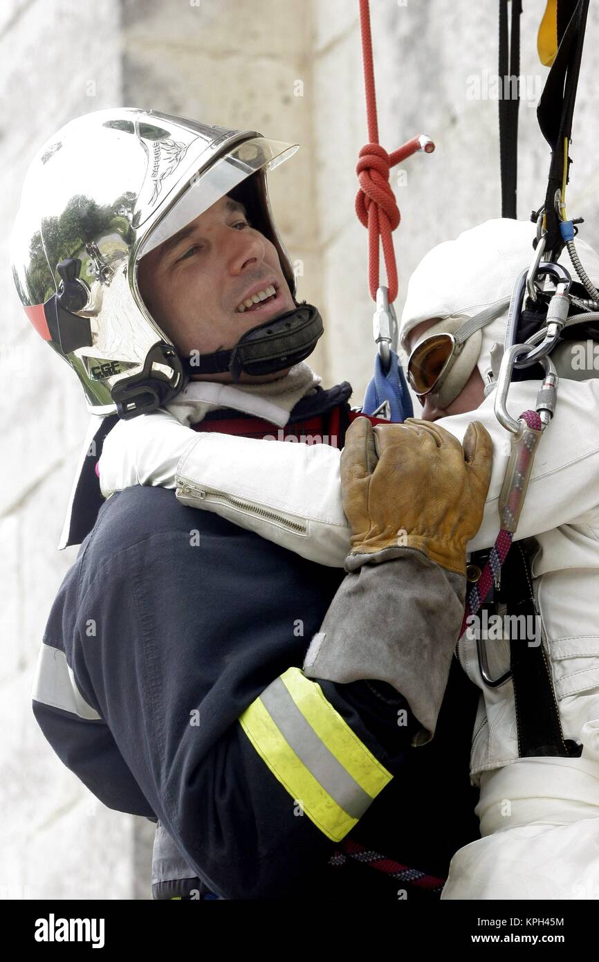 S.O.S. 18 (TV series Stock Photo - Alamy