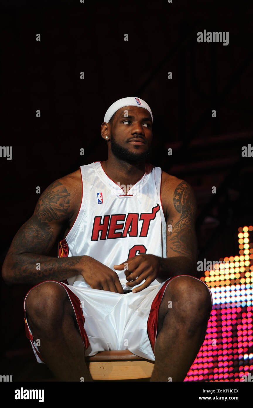 MIAMI, FL - JULY11: BREAKING NEWS: Lebron James leaves Miami and heads ...