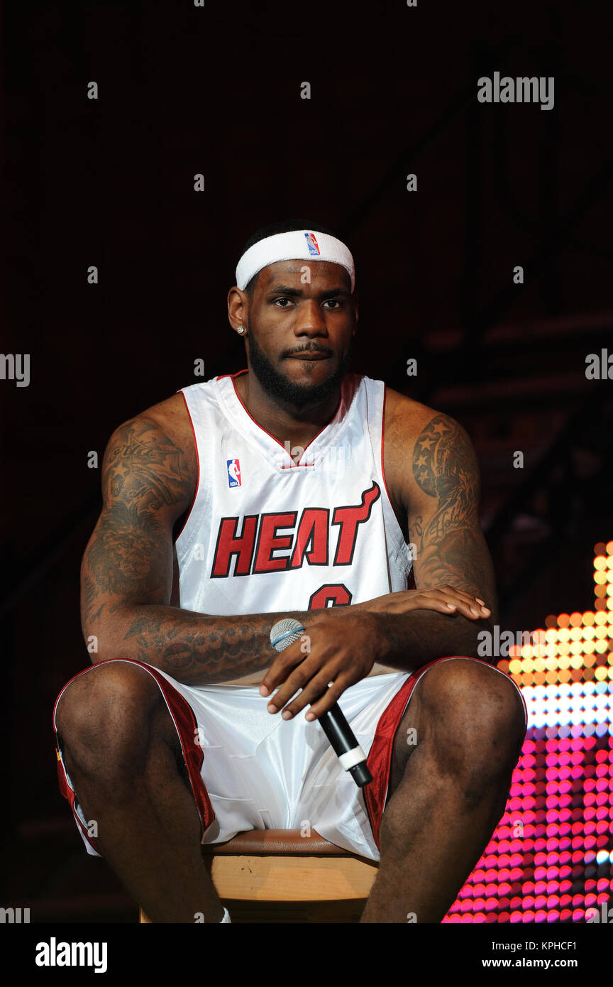 MIAMI, FL - JULY11: BREAKING NEWS: Lebron James leaves Miami and heads ...