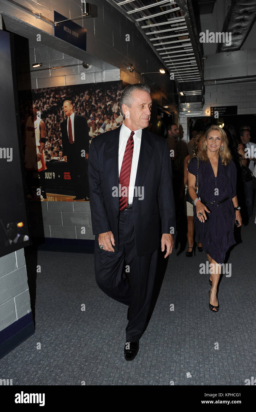 Pat riley and chris riley hi-res stock photography and images - Alamy