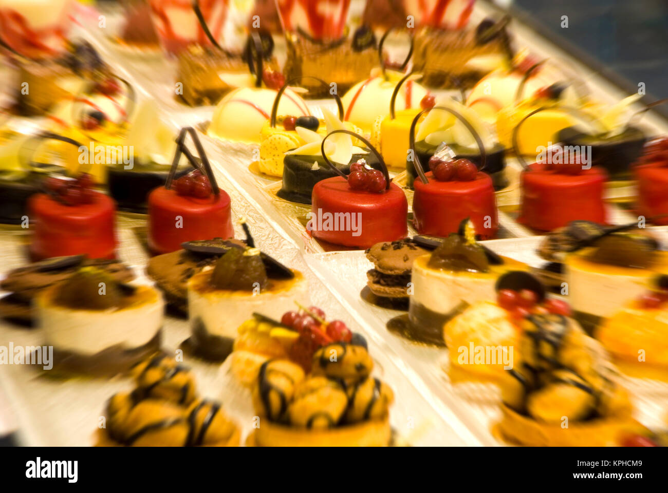 Principality of Monaco, Princess Tea patisserie, Pastry shop, pastries ...