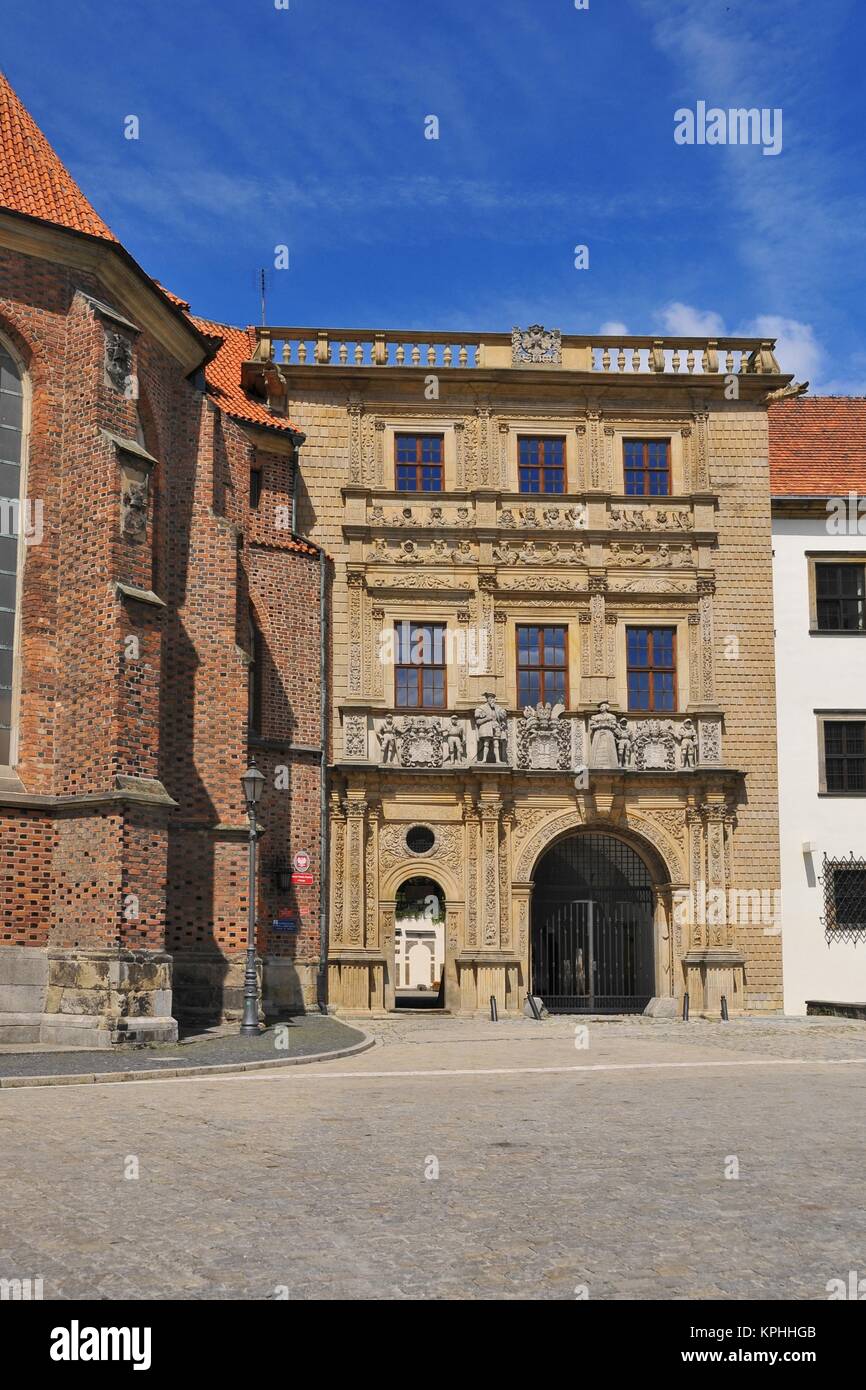 Brzeg hi-res stock photography and images - Alamy