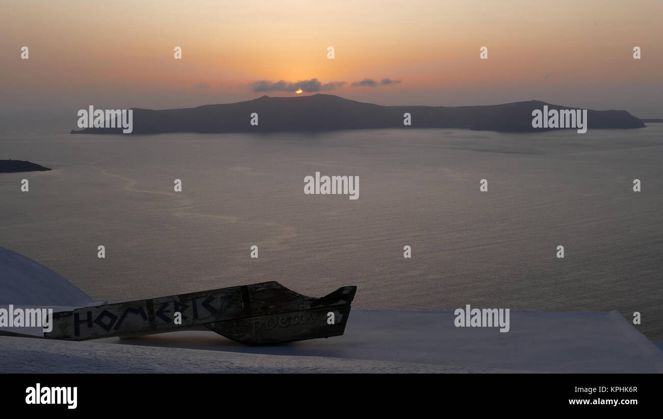 Sunset view of an island from Fira in Santorini Stock Photo - Alamy