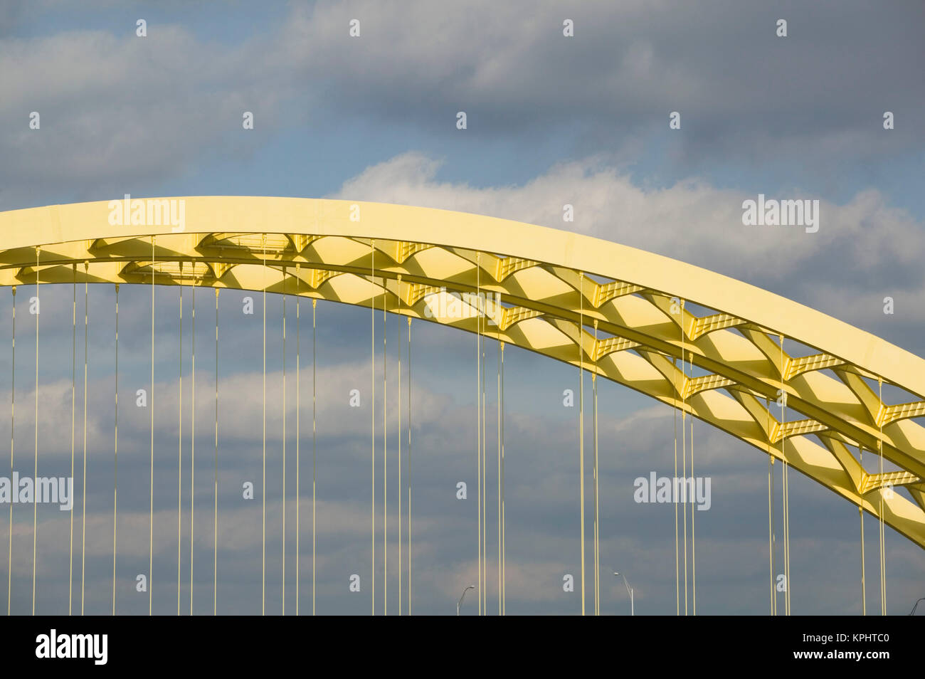 USA, Ohio, Cincinnati: Daniel Carter Beard Bridge Span Stock Photo - Alamy