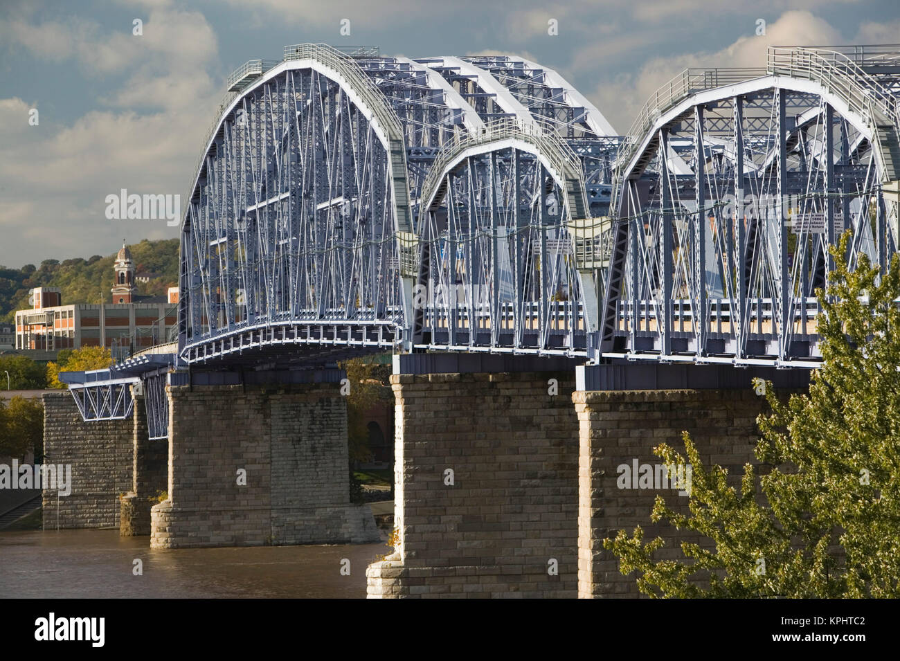 USA, Ohio, Cincinnati: Purple People Bridge, Pedestrian Bridge formerly ...