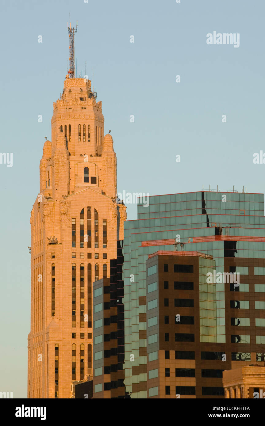 The leveque tower hi-res stock photography and images - Alamy