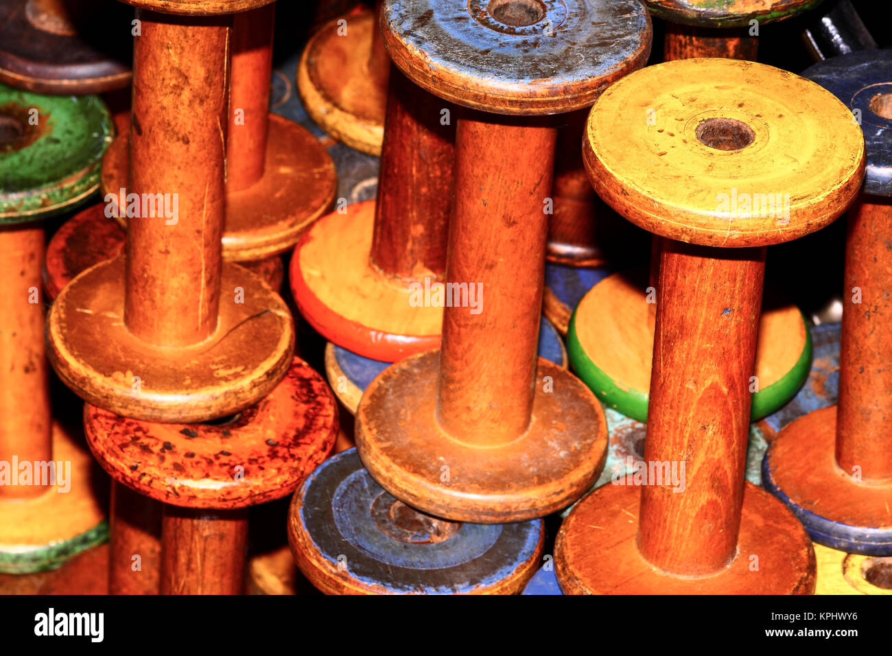 Old vintage empty weaving loom bobbins Stock Photo - Alamy