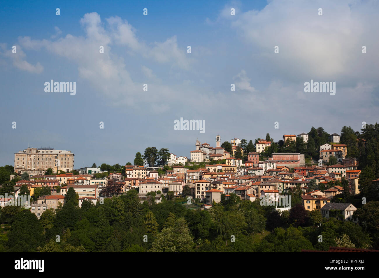 Italy como province brunate hi-res stock photography and images - Alamy