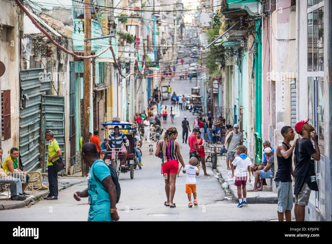 Street scene in Havana, Cuba Stock Photo - Alamy
