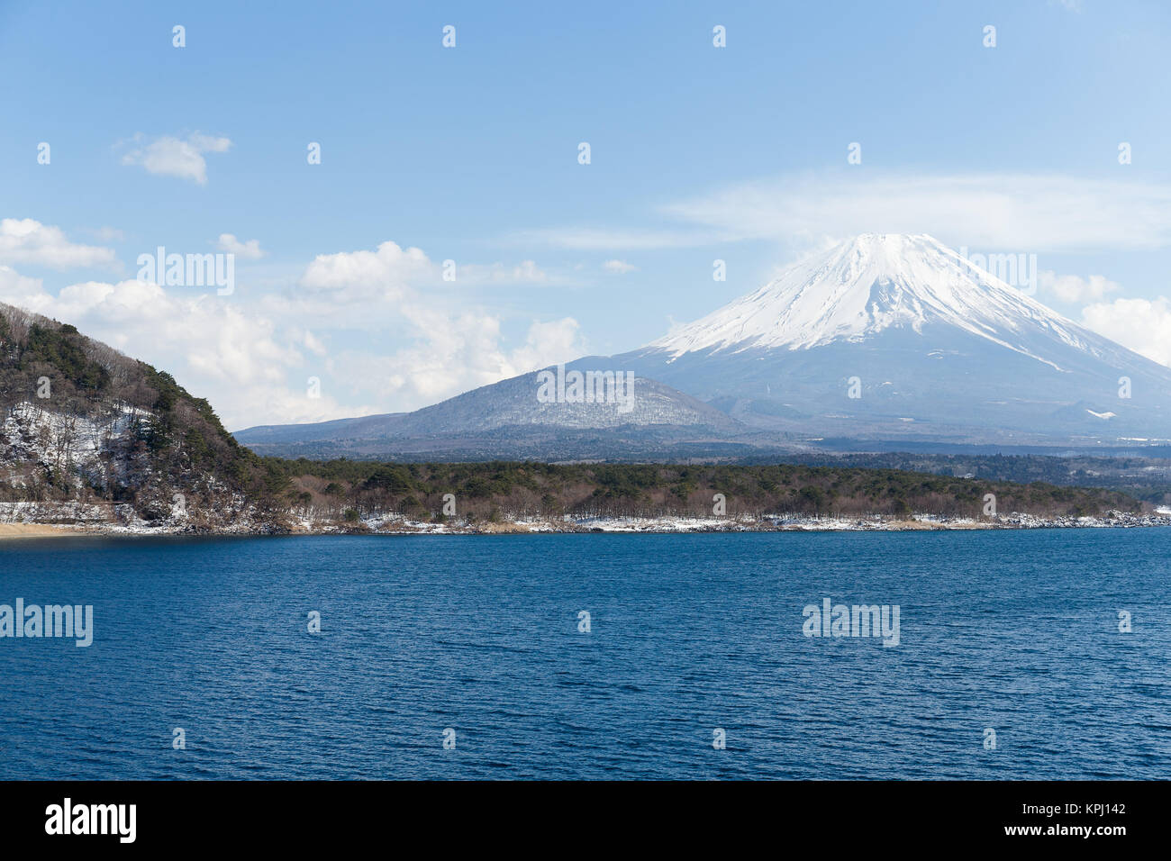 Fuji lake motosu resort hi-res stock photography and images - Alamy