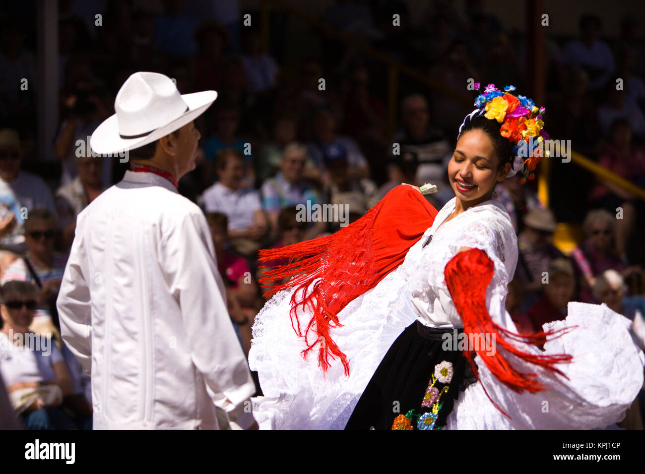 Aztec costume hi-res stock photography and images - Alamy