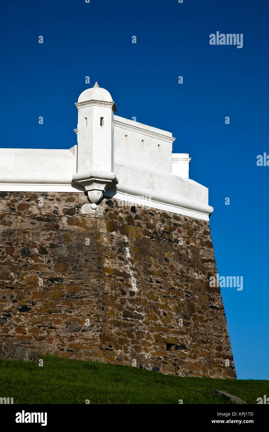 Fortaleza del cerro de montevideo hi-res stock photography and images ...