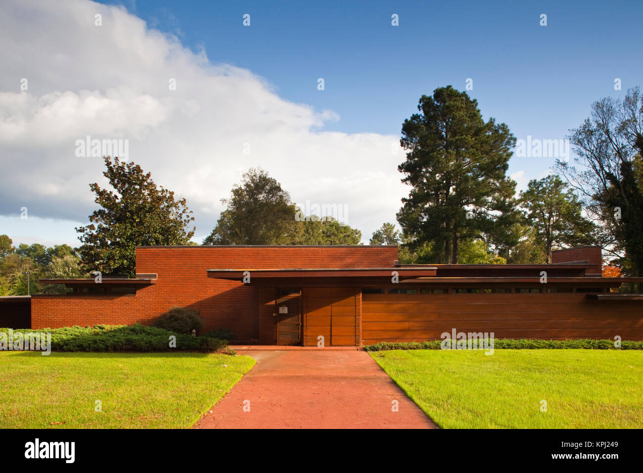 Frank lloyd wright rosenbaum house hi-res stock photography and images ...
