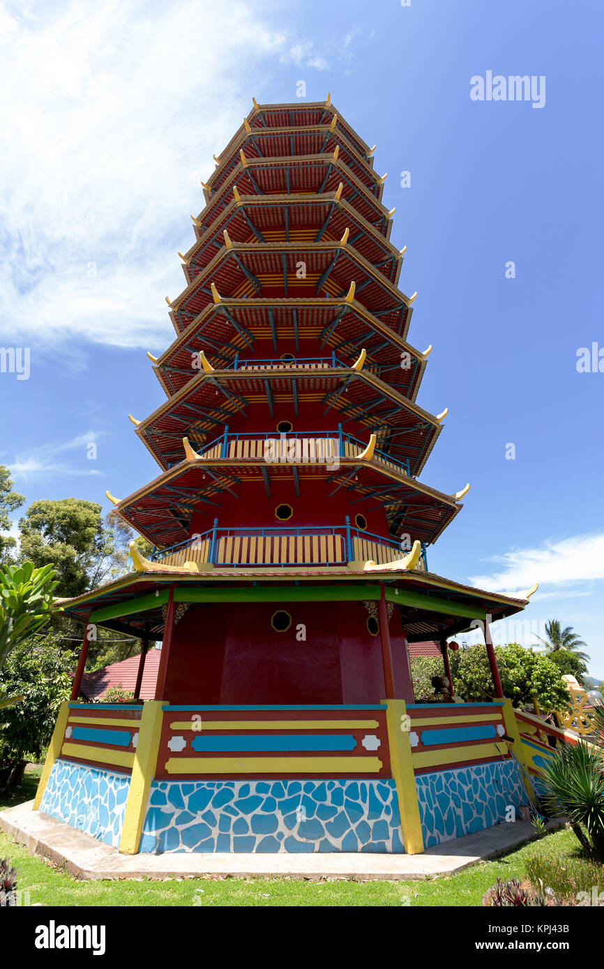 Pagoda Ekayana, Tomohon, Sulawesi Utara Stock Photo - Alamy Pagoda Ekayana, Tomohon, Sulawesi Utara Stock Photo - Alamy