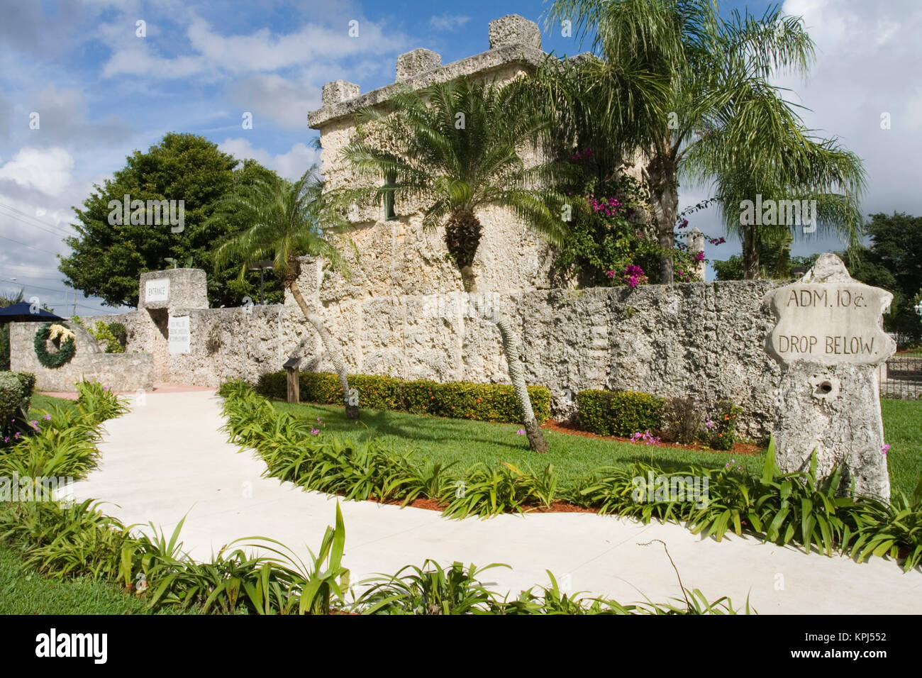 USA, Florida, Miami Area (Homestead): Coral Castle, Unusual Home of ...