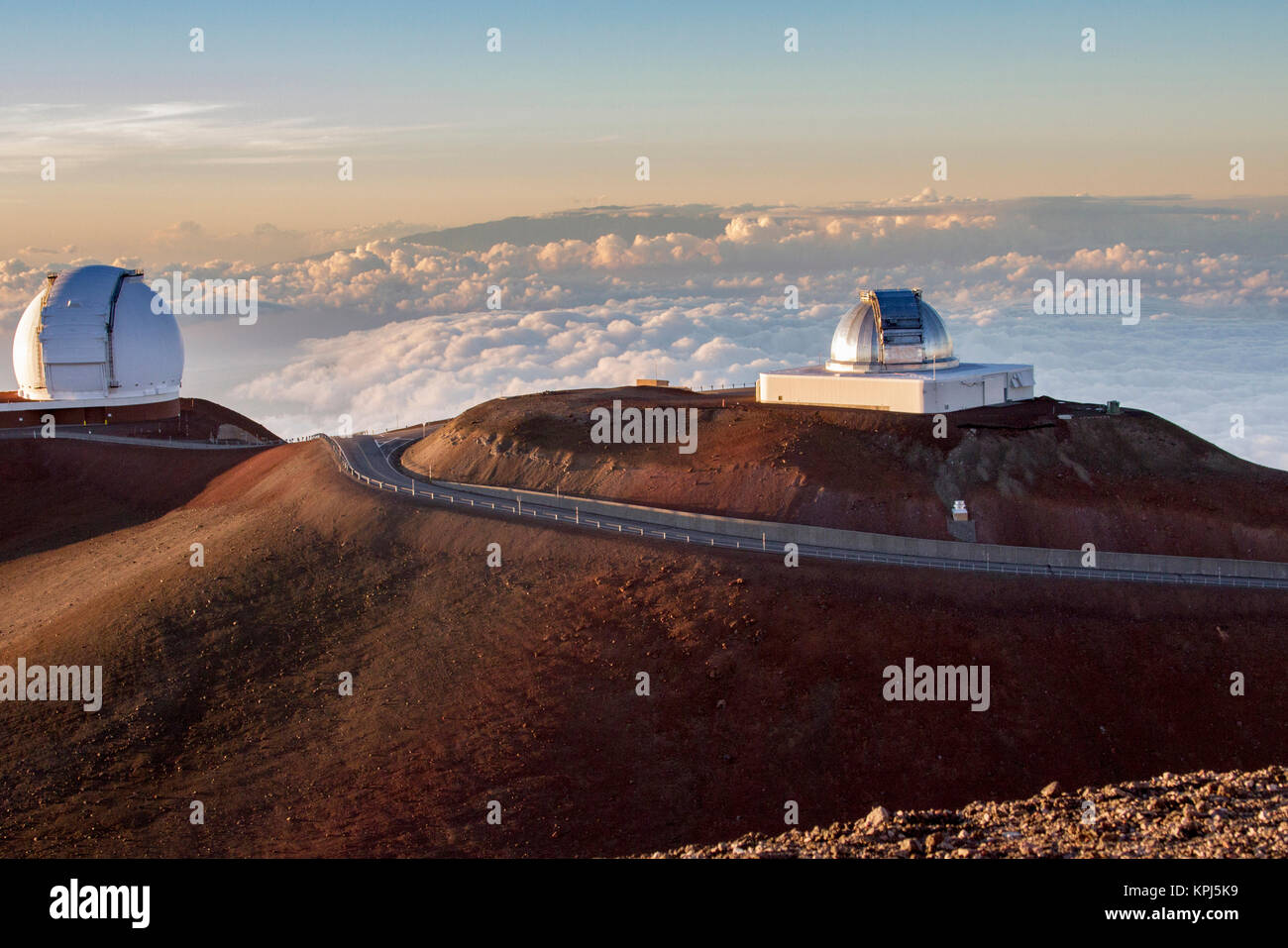 Mauna Kea Observatory. Hawaii, Usa Stock Photo - Alamy Mauna Kea Observatory. Hawaii, Usa Stock Photo - Alamy