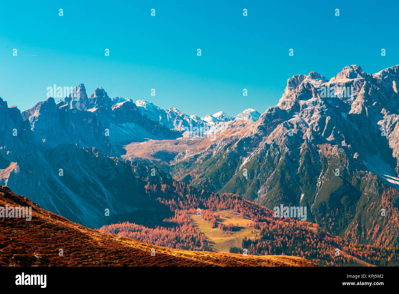 Autumn in the italian alps Stock Photo - Alamy
