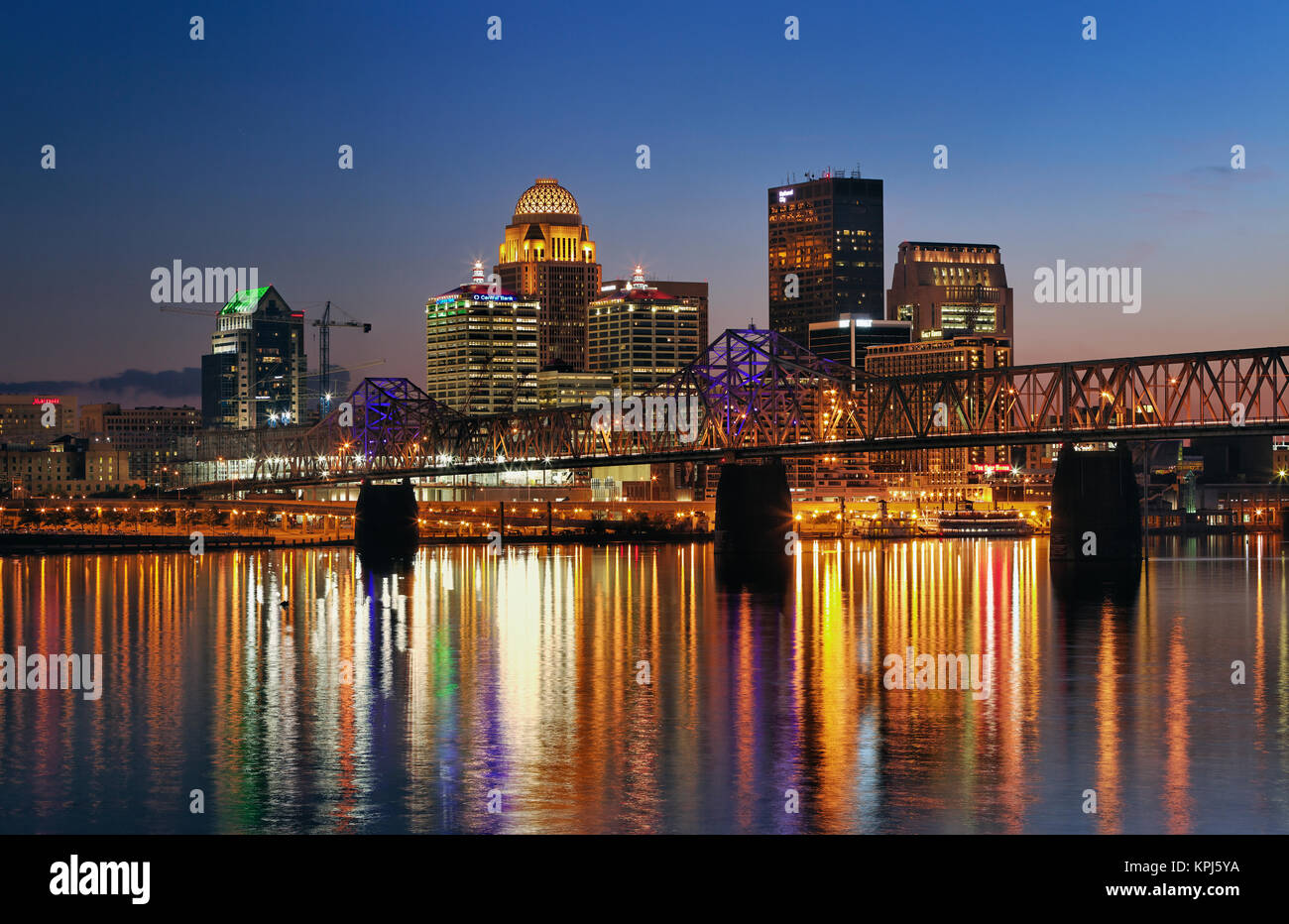 Louisville skyline kentucky hi-res stock photography and images - Alamy