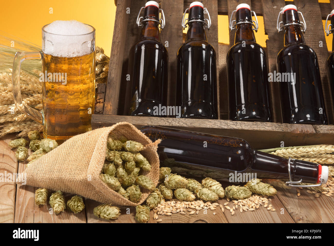Bierkasten hi-res stock photography and images - Alamy