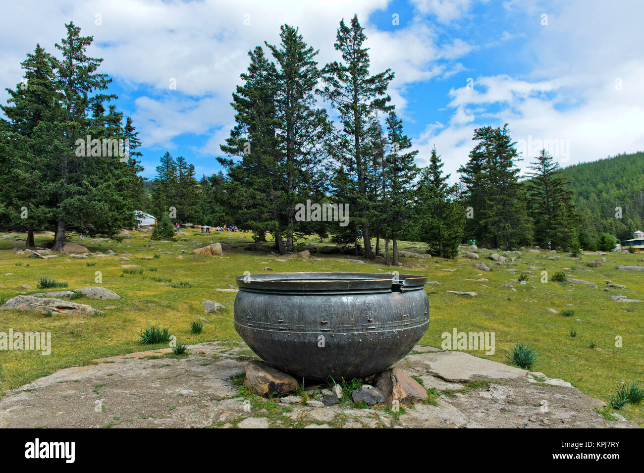 Bronze cooking kettle for 1000 persons in Manzushir Monastery, Zuunmod ...