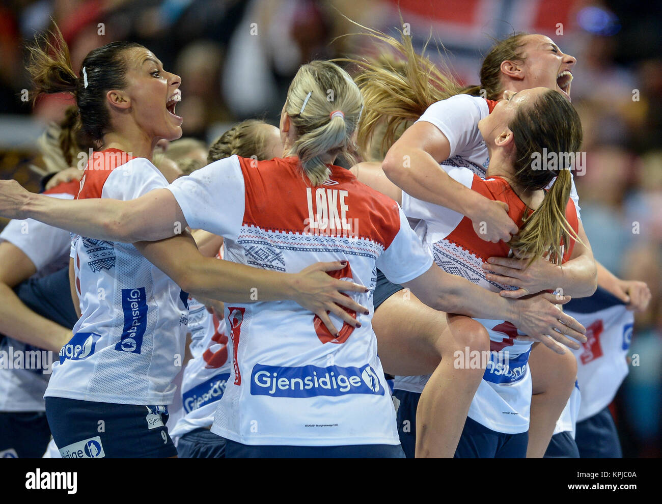 Norwegian women's handball team hi-res stock photography and images - Alamy