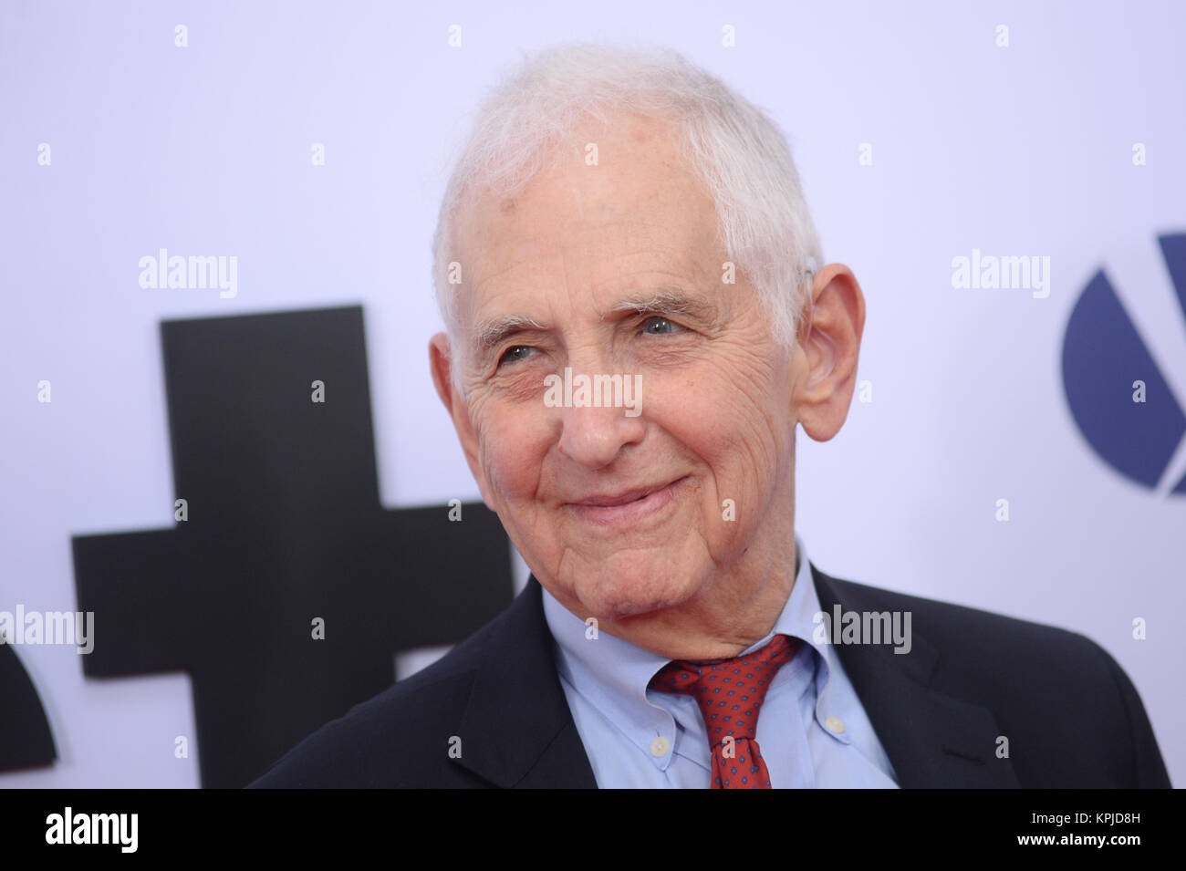 Daniel Ellsberg arrives at 'The Post' Washington, DC Premiere at The ...
