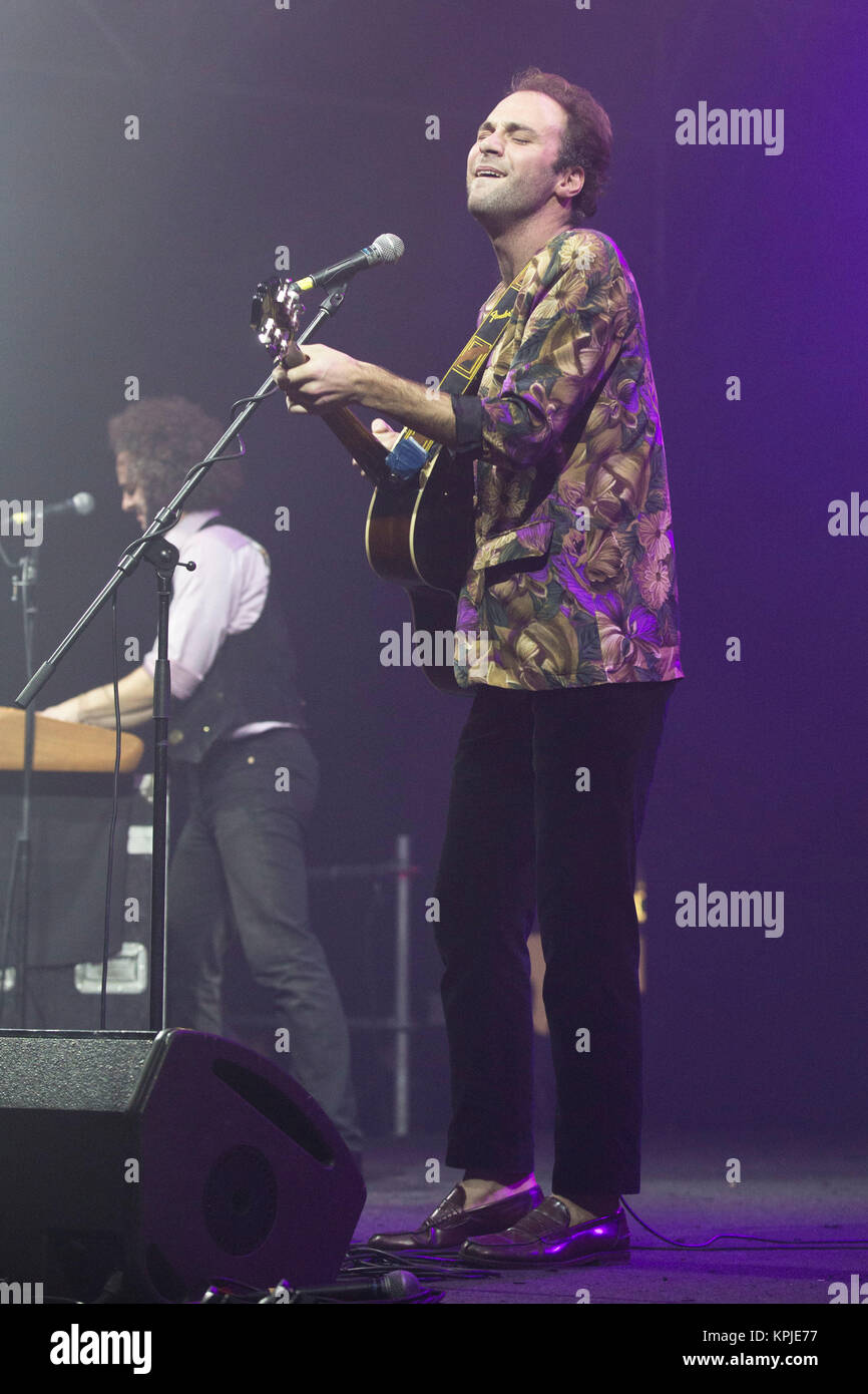 Victor tomi hi-res stock photography and images - Alamy