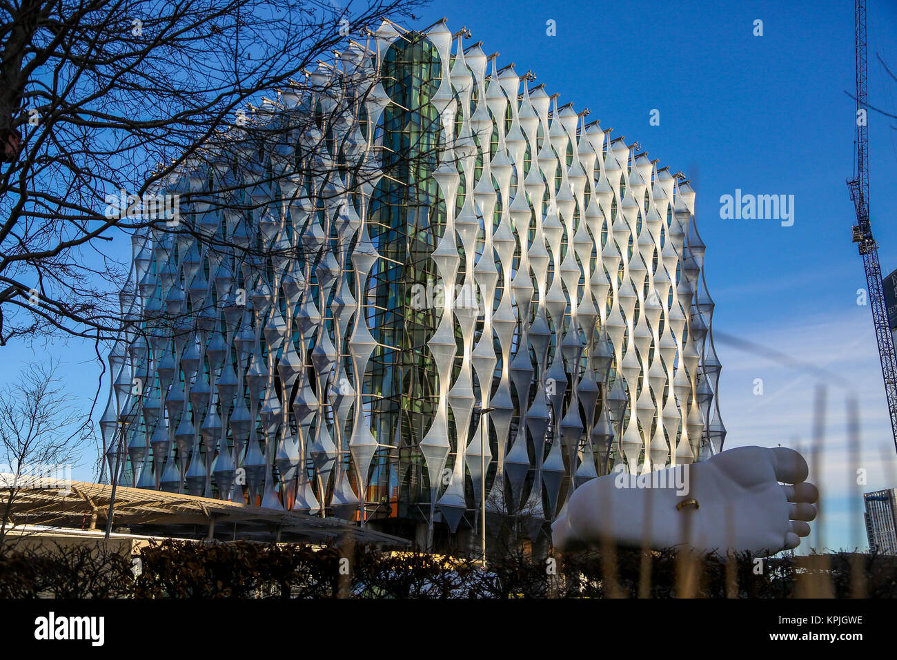 London. UK. 16 Dec 2017 - Exterior view of the new United States ...