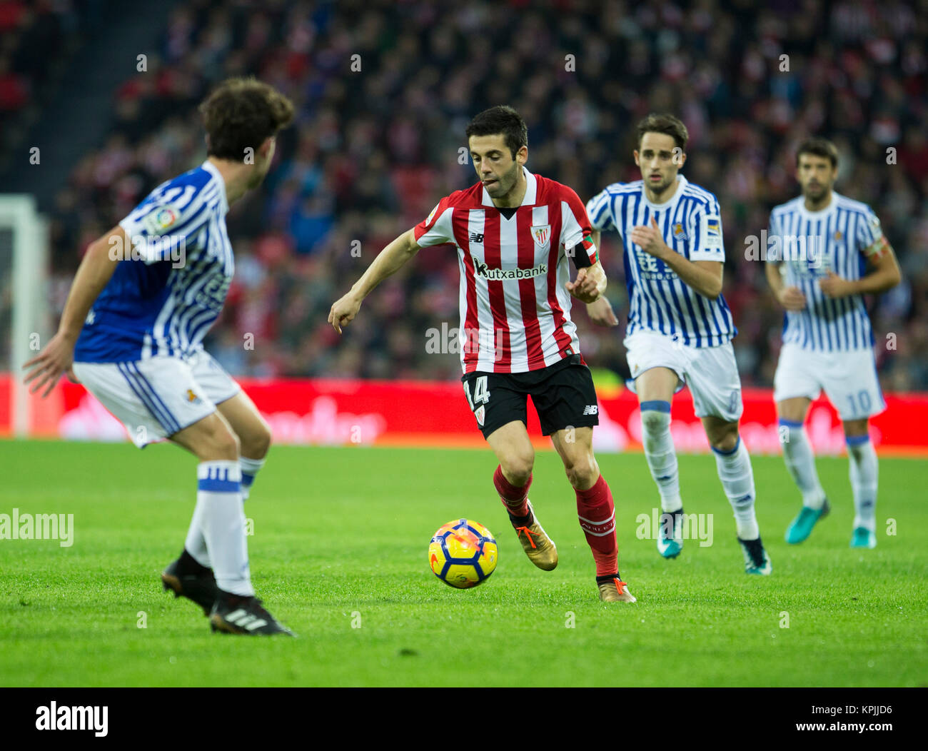 (14) Markel Susaeta Laskurain, (19) Alvaro Odriozola Arzallus during ...