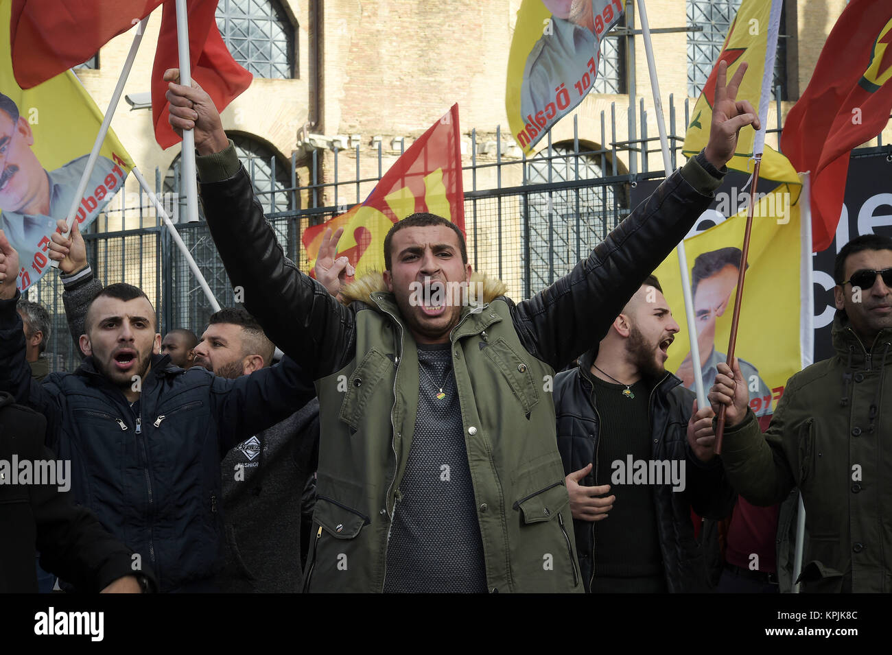 Invisible banner hi-res stock photography and images - Alamy