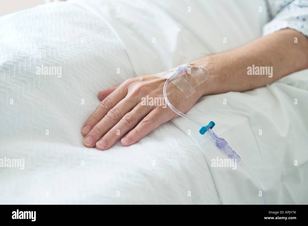 Cannula Hand Stock Photos & Cannula Hand Stock Images - Alamy