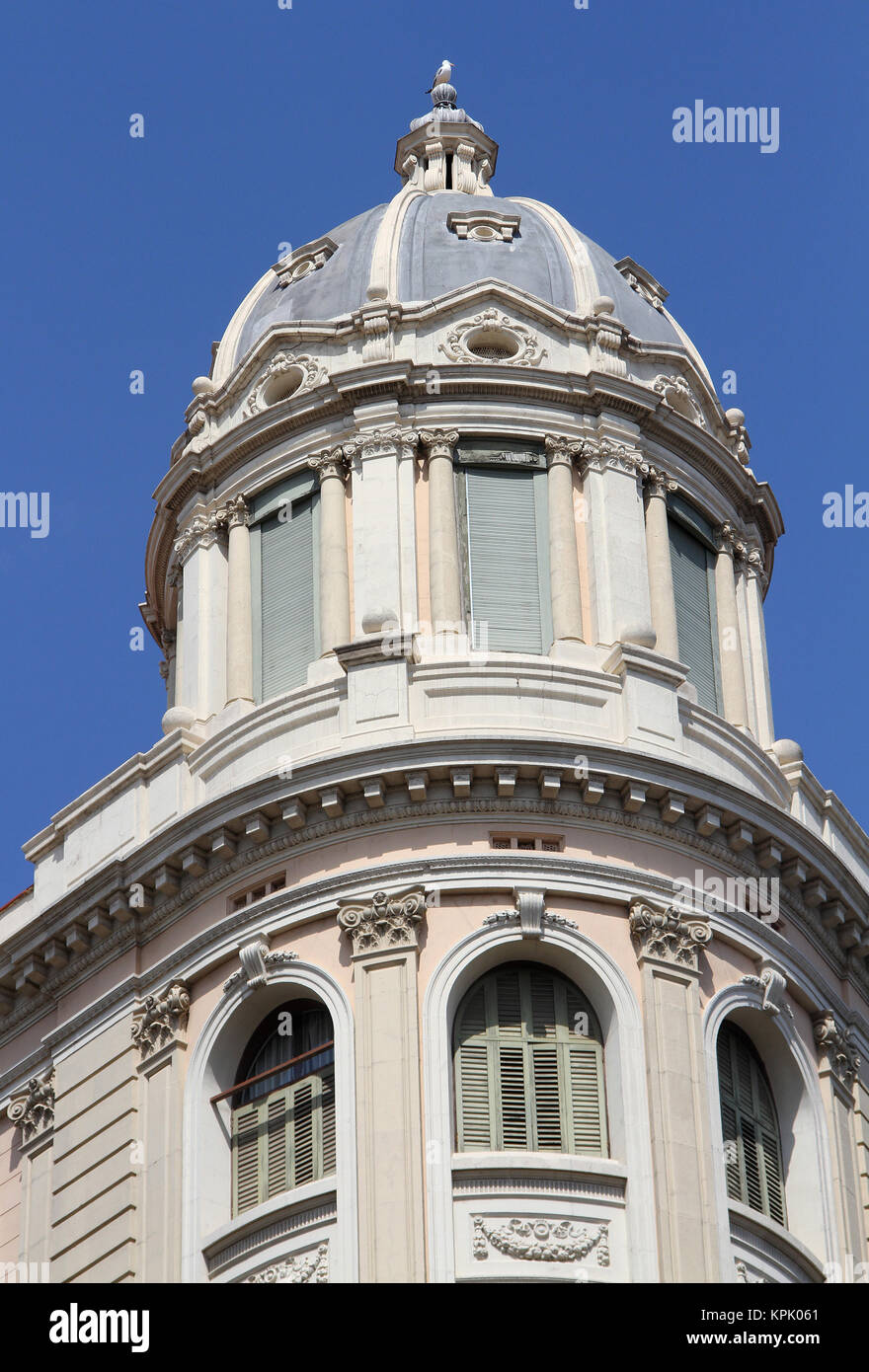 Building corner turret hi-res stock photography and images - Alamy