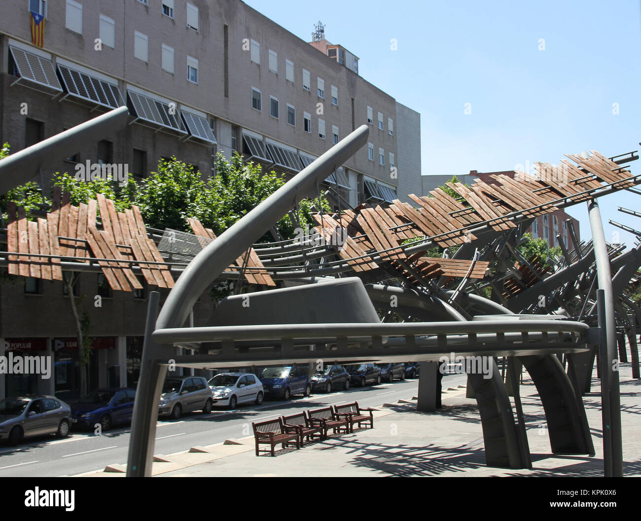 The Cubiertas en el Paseo Icaria sculpture by Enric Miralles, Villa ...