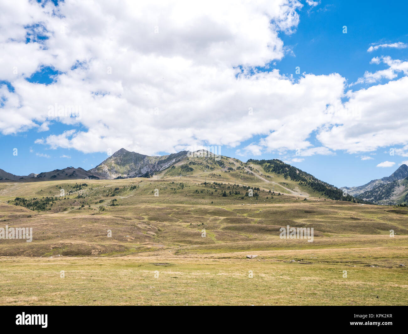 View of the Pla de Beret and Baqueira mountains Stock Photo - Alamy
