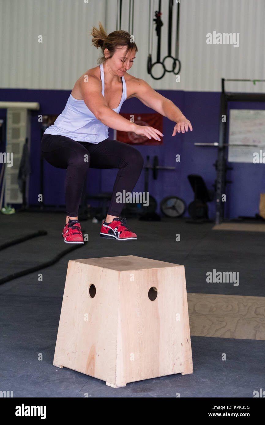 Female at Cross Training Fitness Gym Stock Photo - Alamy