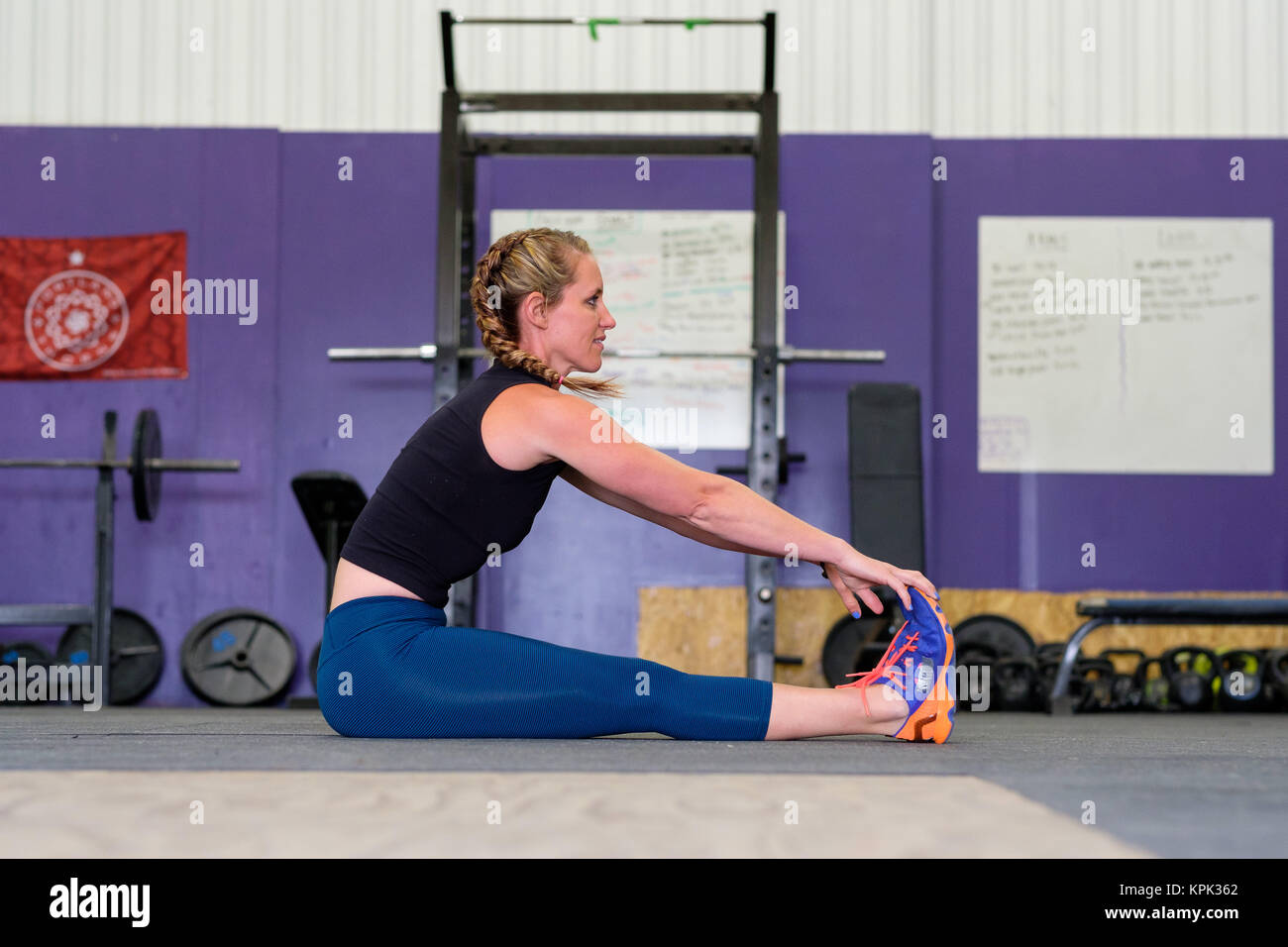 Female at Cross Training Fitness Gym Stock Photo - Alamy