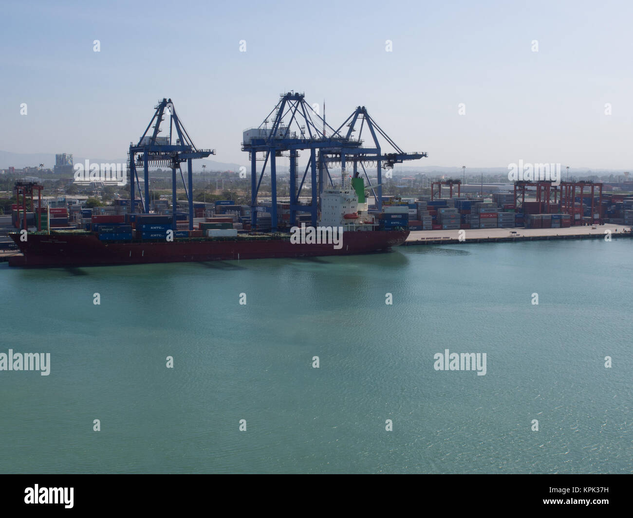 Ship At Laemchabang Port Stock Photo - Alamy