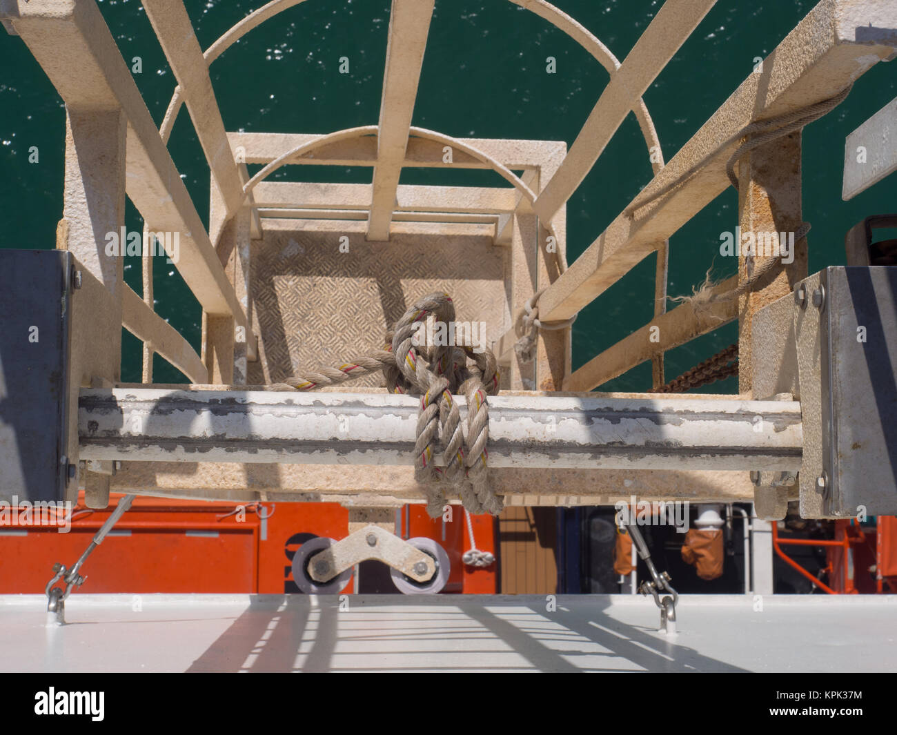 Ships structure hi-res stock photography and images - Alamy