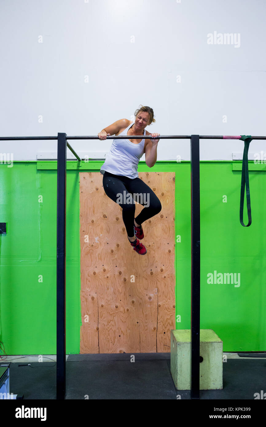 Female at Cross Training Fitness Gym Stock Photo - Alamy