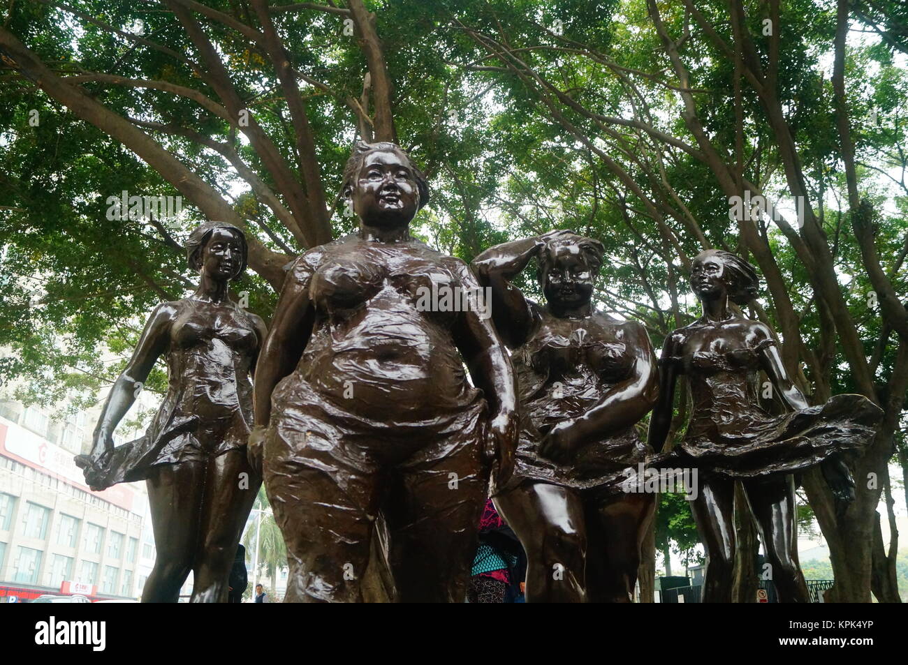 Urban sculpture landscape: female figure statues Stock Photo - Alamy