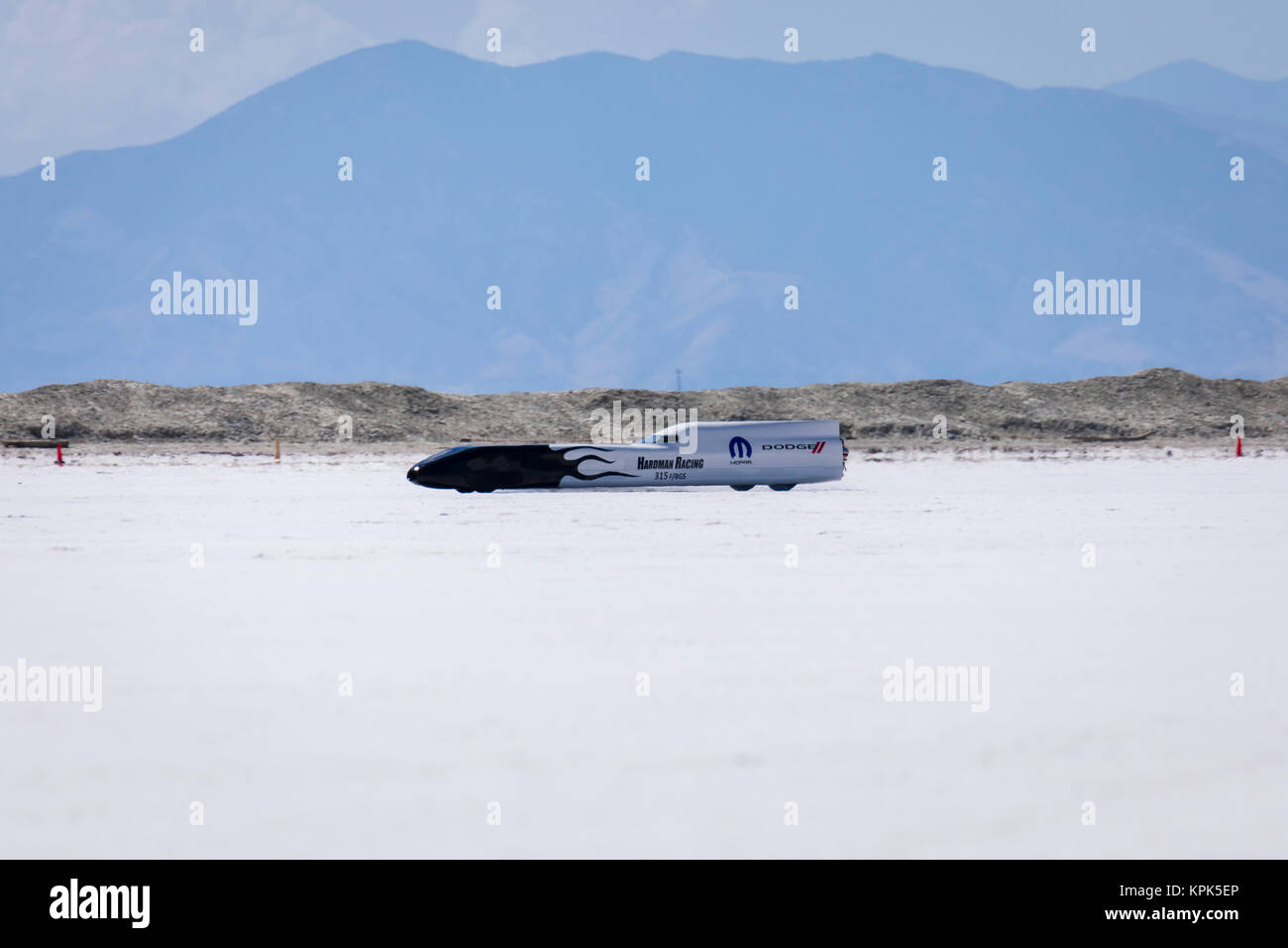 Blown Gas Streamliner Class F/BGS of Hardman Racing at speed attempting ...