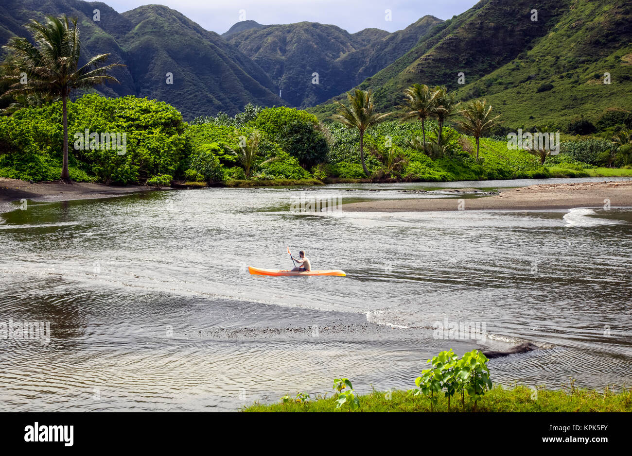 Halawa beach kayak hi-res stock photography and images - Alamy