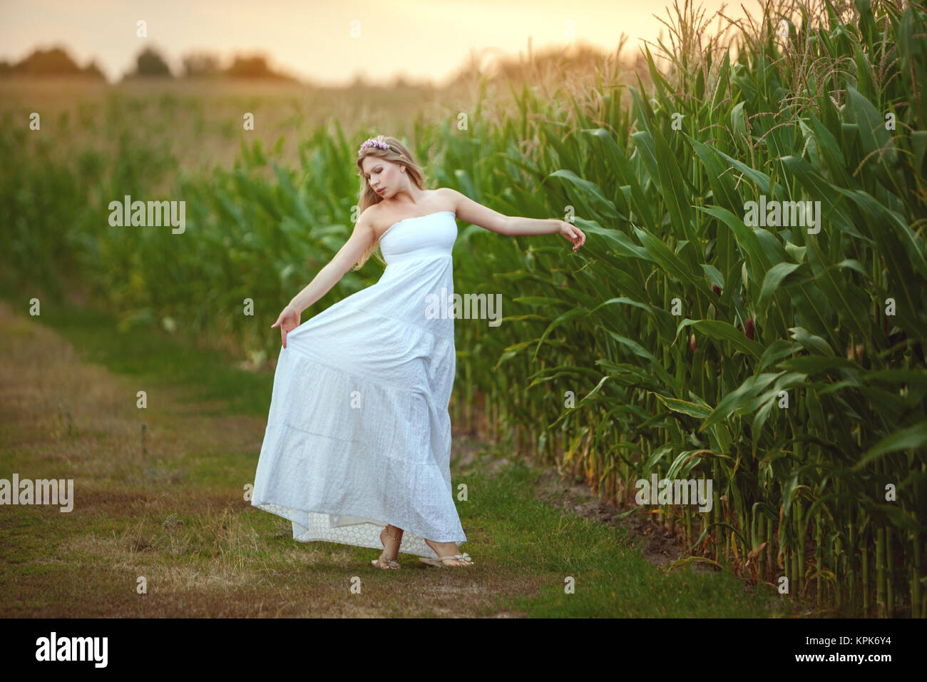 Dancing in a field hi-res stock photography and images - Alamy