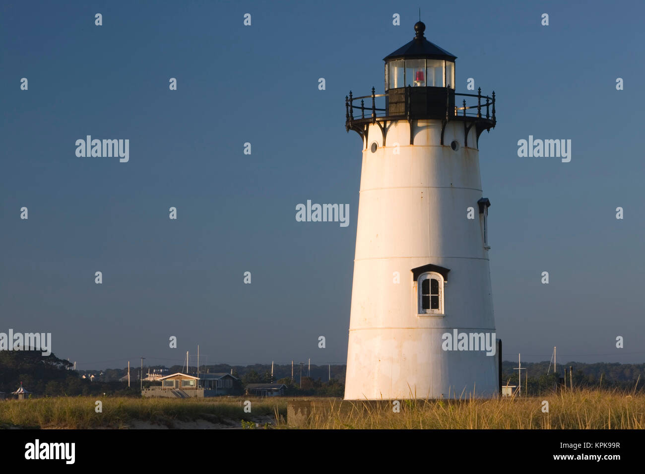 USA, MASSACHUSETTS, Martha's Vineyard: Edgartown, Edgartown Lighthouse ...