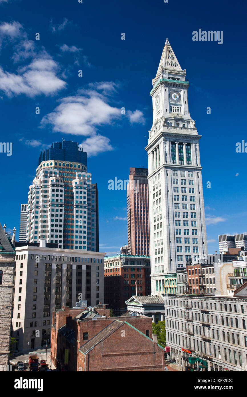 Atlantic avenue greenway and financial district hi-res stock ...
