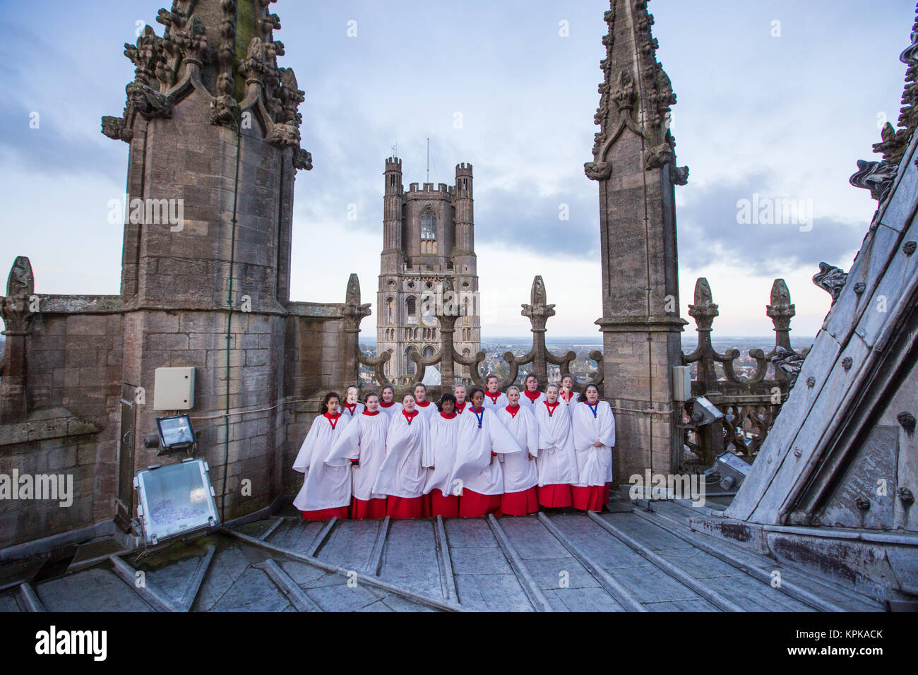 Choir girls hi-res stock photography and images - Alamy