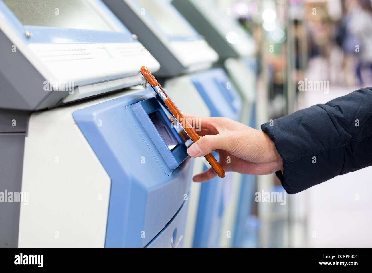 Parking cashier machine hi-res stock photography and images - Alamy